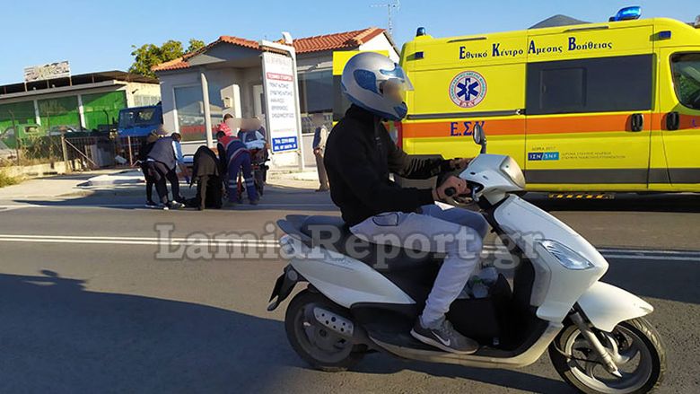 Ηλικιωμένη πήγε να περάσει το δρόμο και την παρέσυρε φορτηγάκι – News.gr