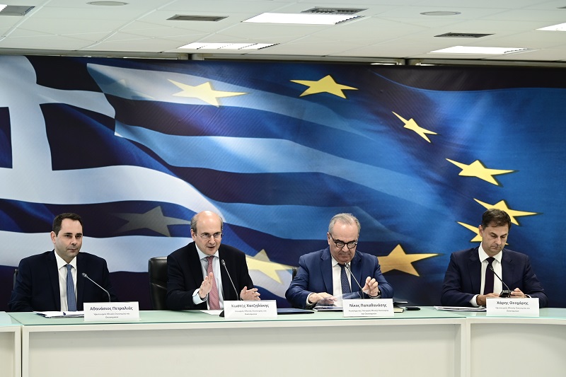 Υπουργείο Οικονομικών: Στα 4,4 δισ. ευρώ το όφελος των νοικοκυριών από ...