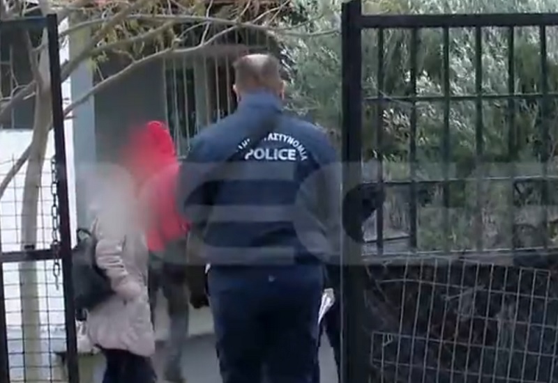 Έρευνα της Αστυνομίας στο σπίτι του 37χρονου τα σκυλιά του οποίου ...