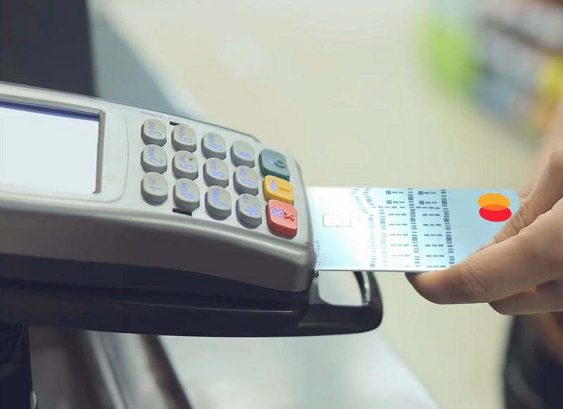 Η πρώτη κάρτα dual στην Ελλάδα που μπορεί να χρησιμοποιηθεί και ως ...