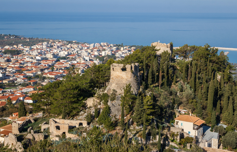 Κυπαρισσία, με τον αέρα της Πελοποννήσου και θέα Ιονίου – News.gr